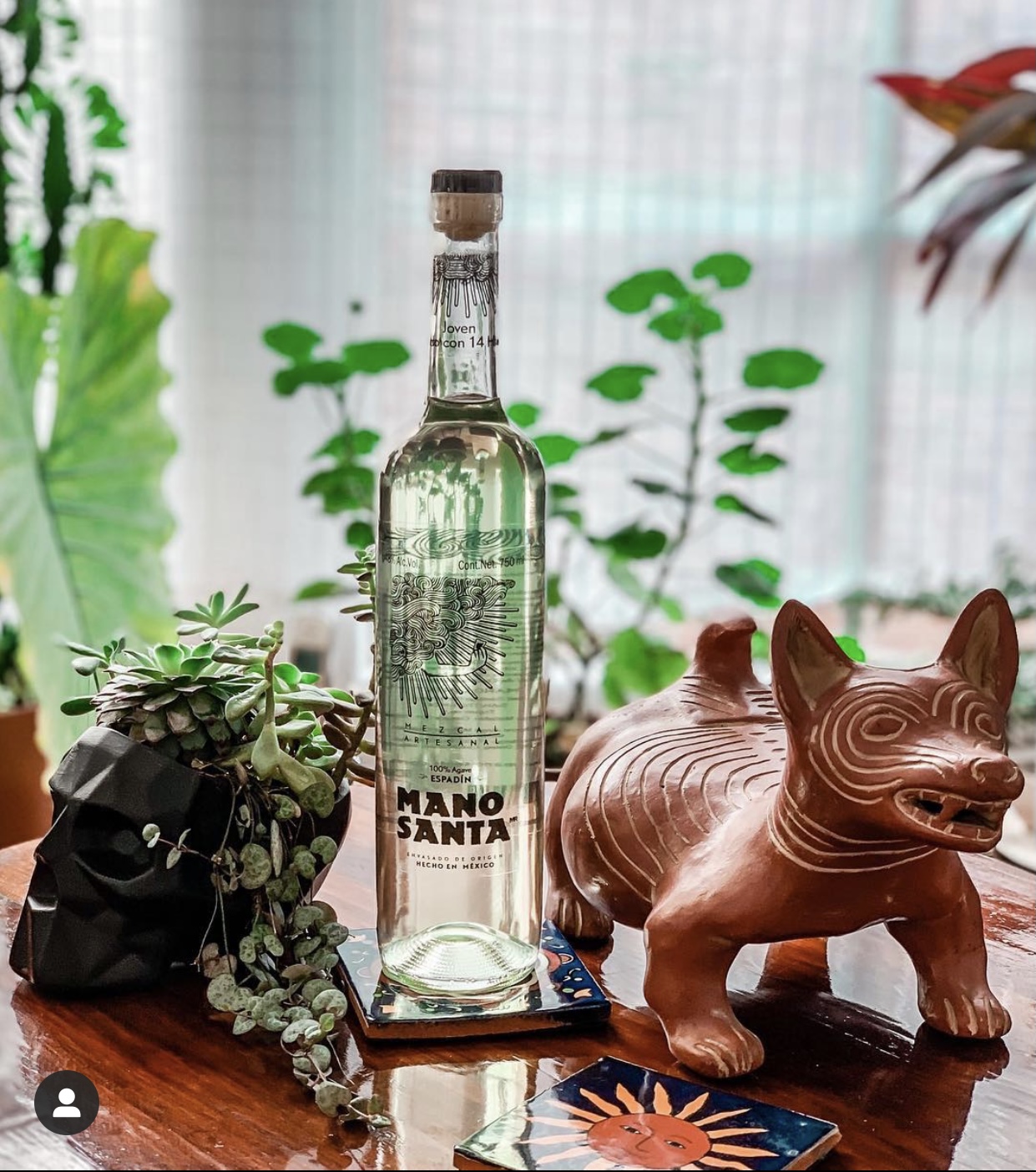 Mano Santa Mezcal – 14 Hierbas - Mezcal Buzz