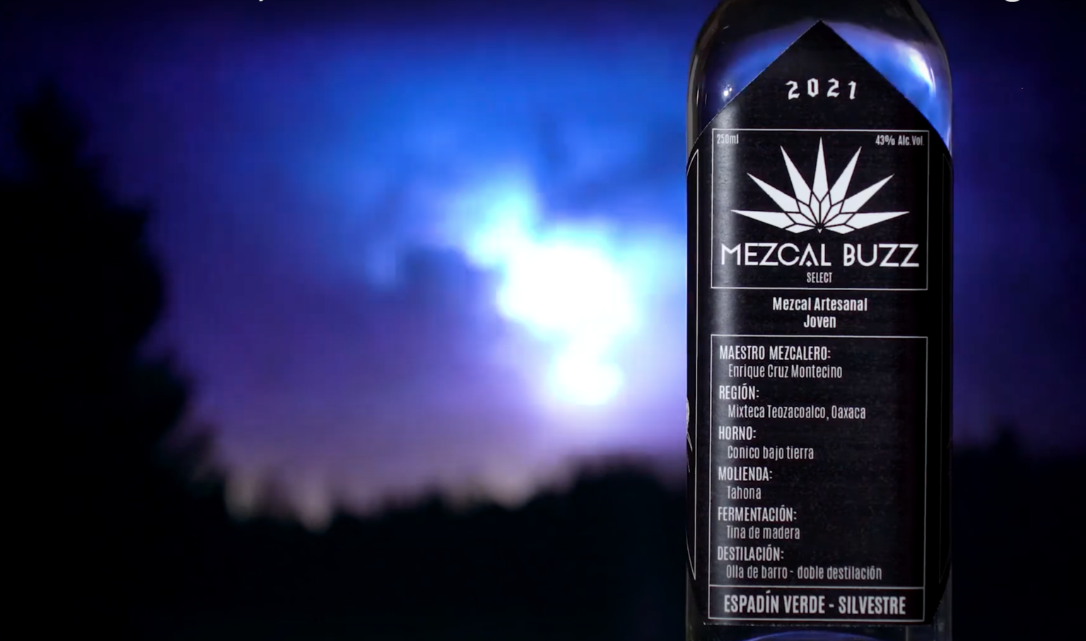 How I Bottled & Labeled My Own Mezcal | DIY Labels - Mezcal Buzz